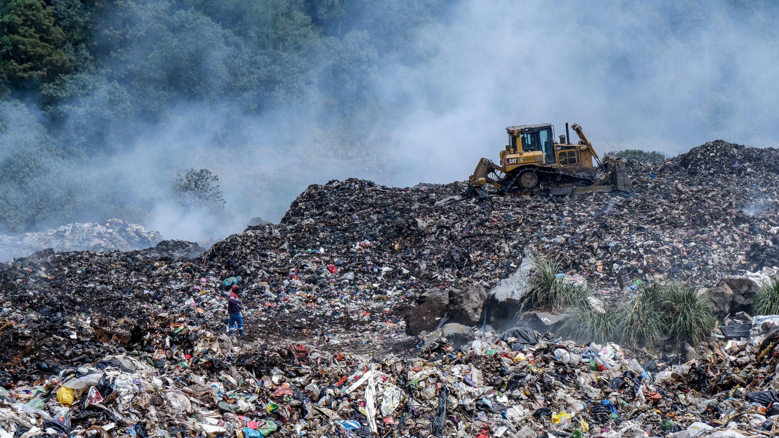 Quetzaltenango tiene un mar, pero de basura | ENTREMUNDOS